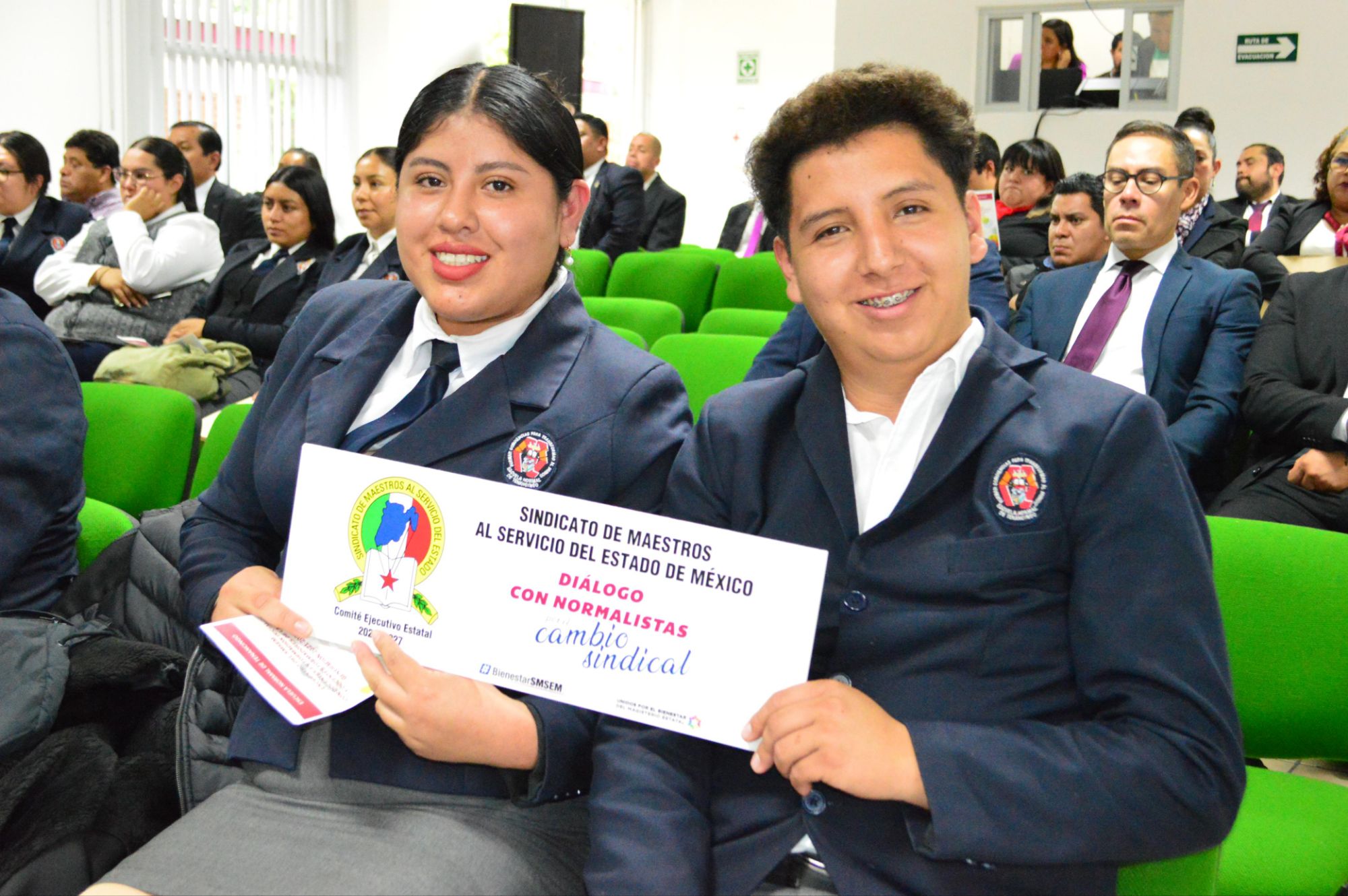 Jenaro Martínez abre puertas del SMSEM a los futuros maestros del ...